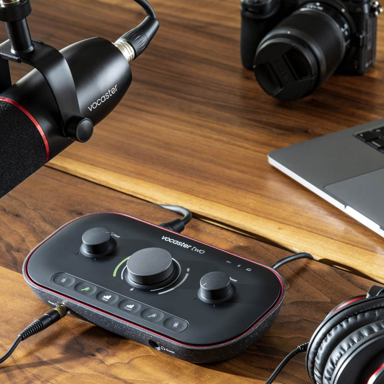 Vocaster Two | Focusrite